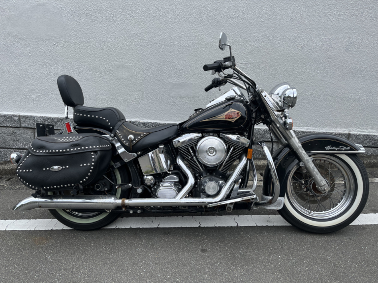Harley-Davidson FLSTC Heritage Softail Classic – ニーソンミュージアム